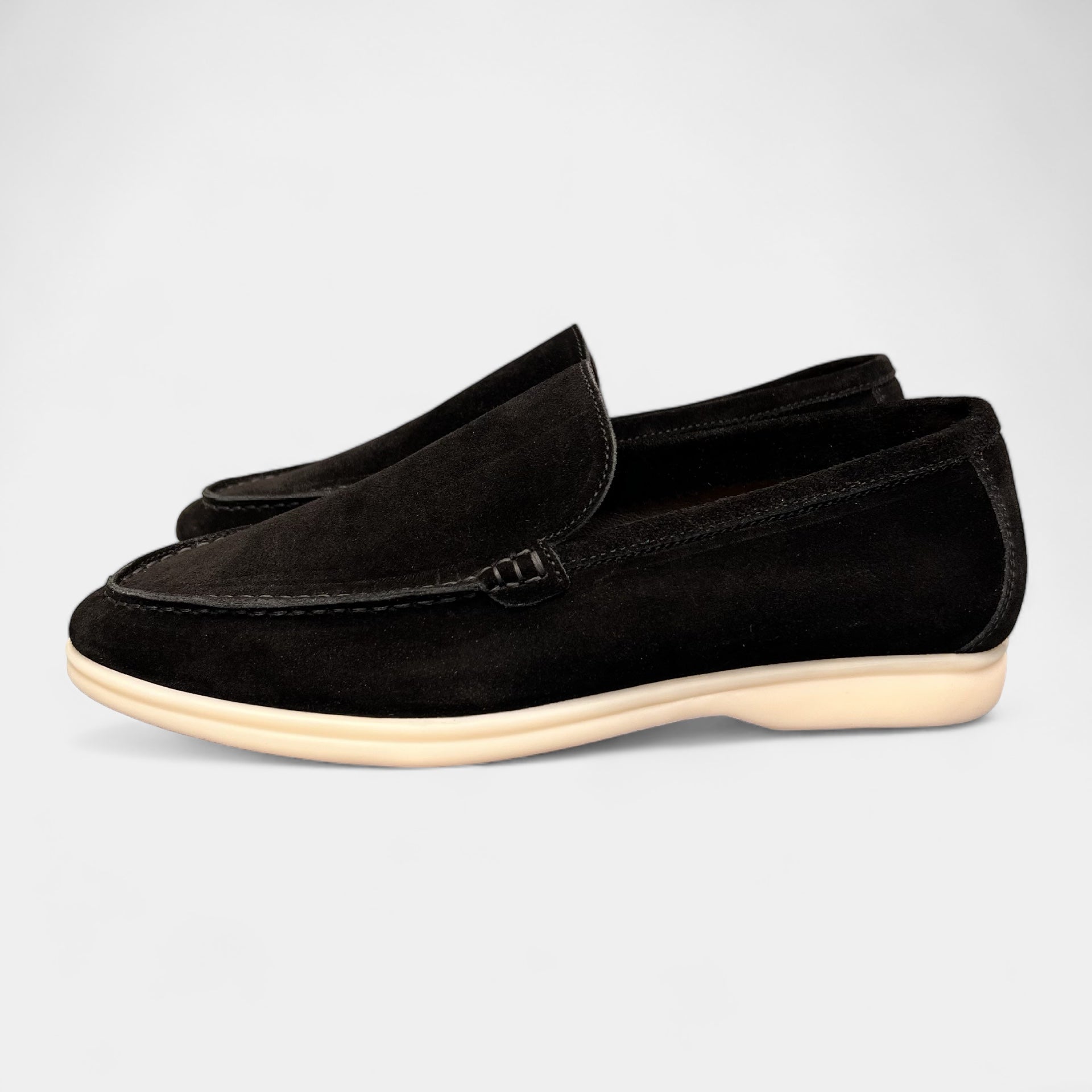 OLD MONEY SUEDE Loafers
